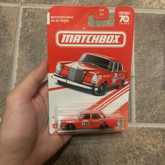 Mattel | Toys | Matchbox Mercedesbenz 22 Se Sedan Red Edition 2023 70 ...